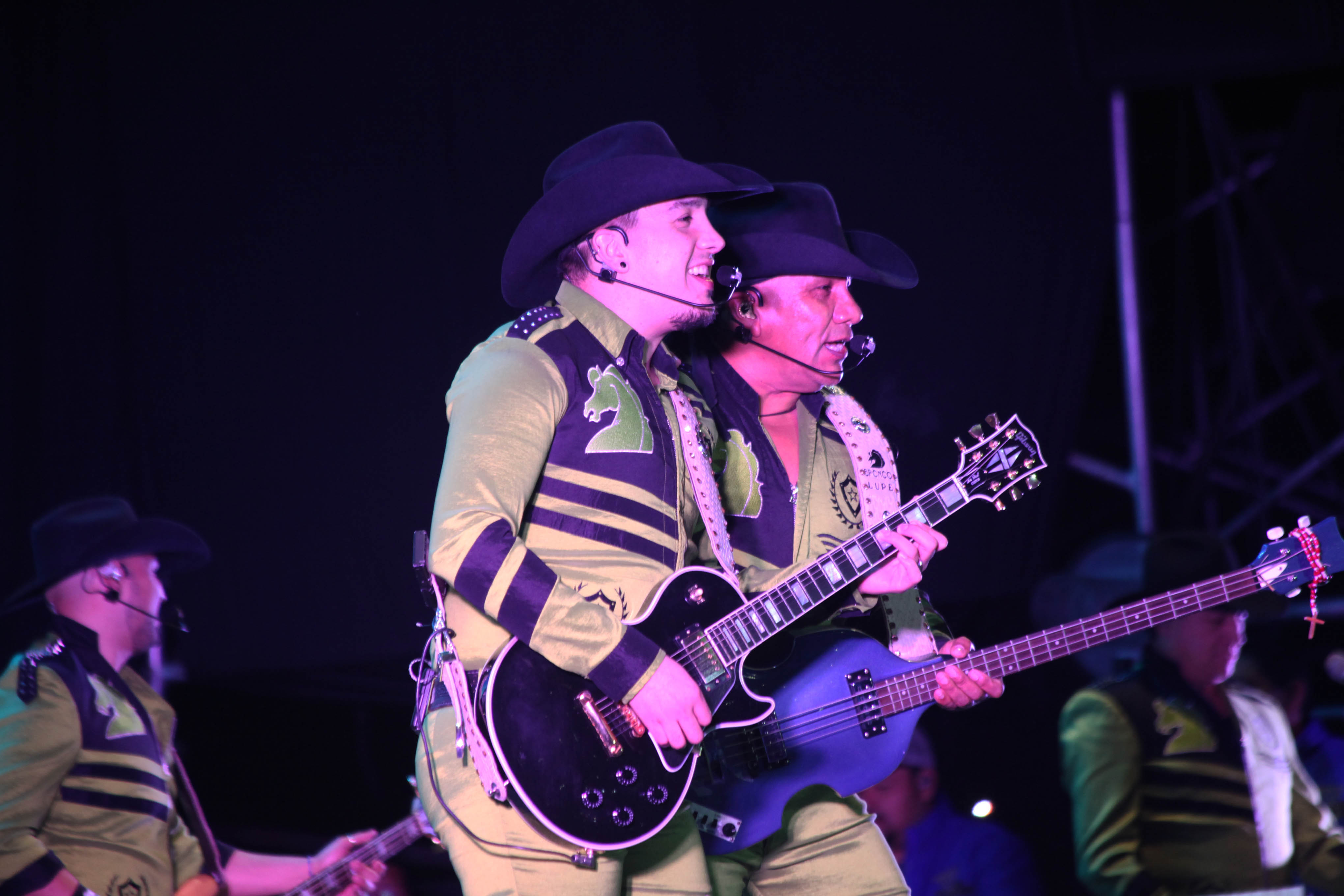 Bronco brilló y regaló sus mejores canciones en el concierto en La Paz ...