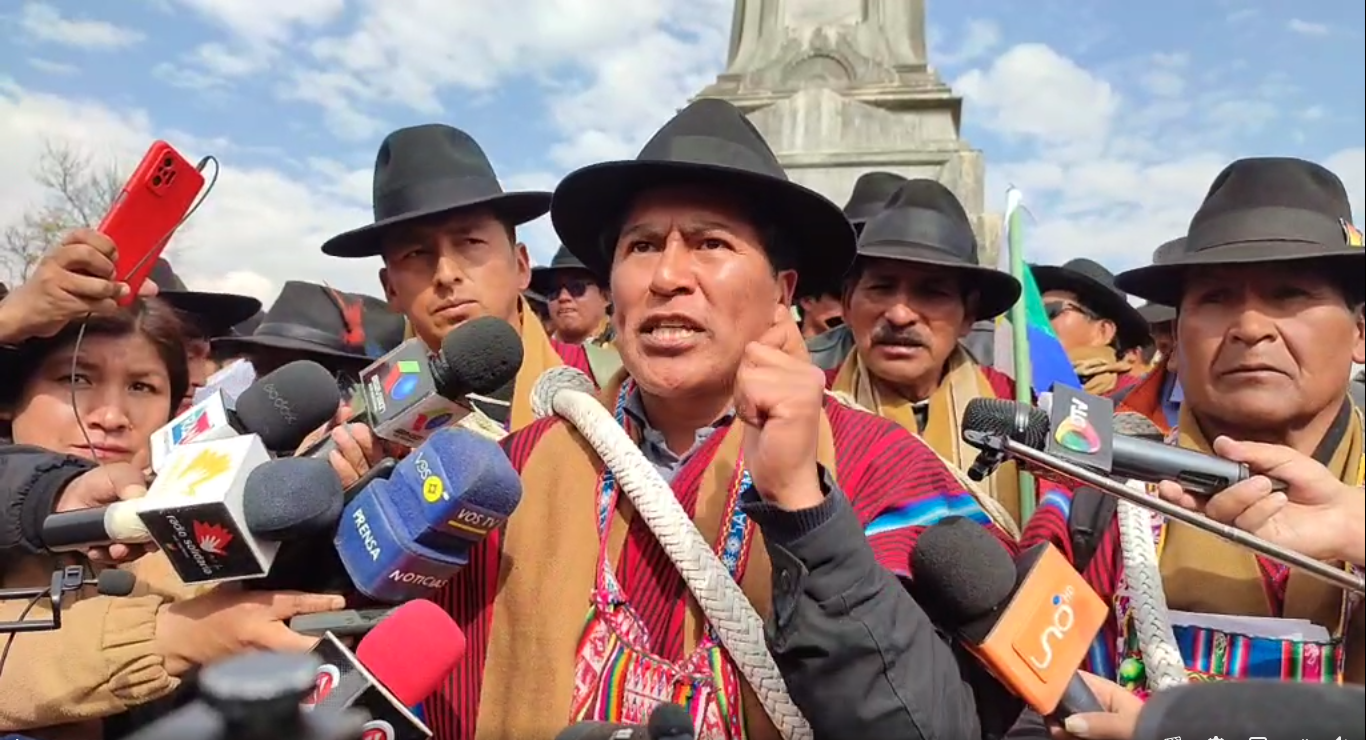 Ponchos Rojos iniciarán bloqueos un día antes de la marcha convocada ...